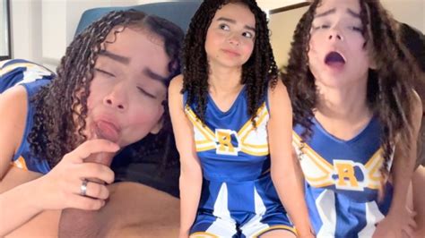 Chica Virgen De Años Viene a Perder Su Virginidad Al Casting De Mamadas Pornhub com