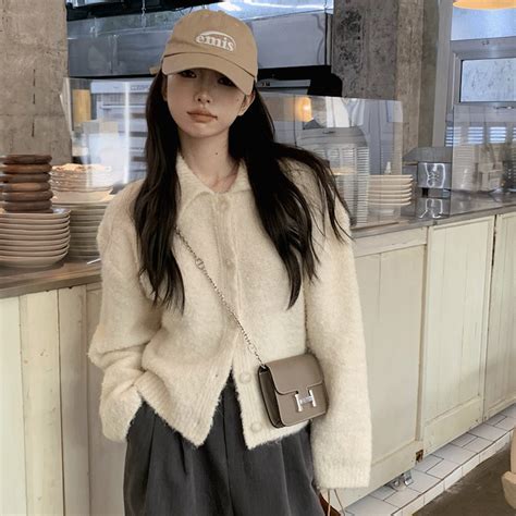 까모 겨울신상가을자켓 카라니트 니트가디건 간절기 부클 기본 가디건 루즈핏 빈티지룩 카라자켓 데일리룩20대여자옷가을옷데이트룩평상복