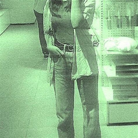 Dewi Siska Tamba Dewi Tamba • Threads Say More