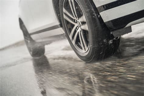 Nokian Tyres Powerproof 1 - Peace of mind for tighter turns / Nokian Tyres