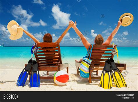 Vacation Coloring Pages Free