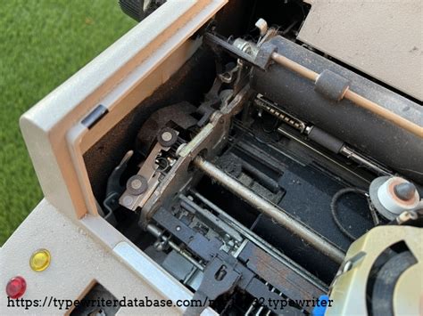 1981 Ibm Memory Typewriter 100 On The Typewriter Database
