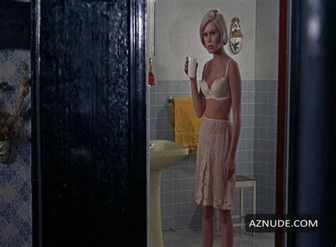 SUZANNA LEIGH Nude AZNude SUZANNA LEIGH Nude AZNude