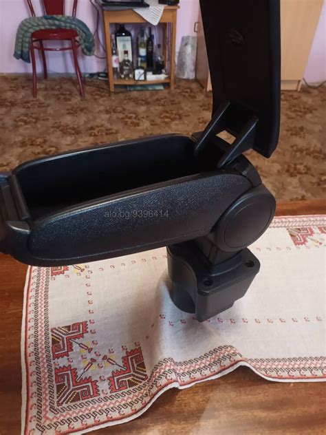 Подлакътник за ярис Аксесоари Резервни части консумативи аксесоари Стара Загора Чис