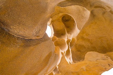 푸른 하늘 아래 사르데냐의 팔라우에서 바위의 곰의 망토형성 0명에 대한 스톡 사진 및 기타 이미지 0명 경관 곰 Istock