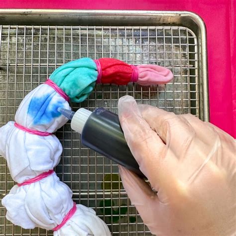 How To Tie Dye Bullseye Pattern