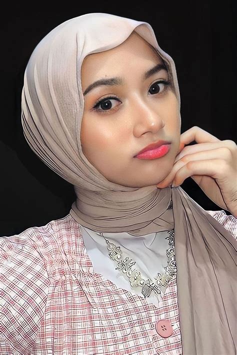16 Ide Foto Cewek2 Cantik Hijab Kecantikan Hijab Gaya Hijab