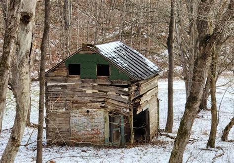 Scioto Trail Highlights Dilapidated Cabins And Epic Views At Hang