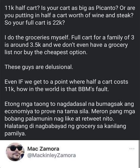 Nagdadasal Na Pamilya