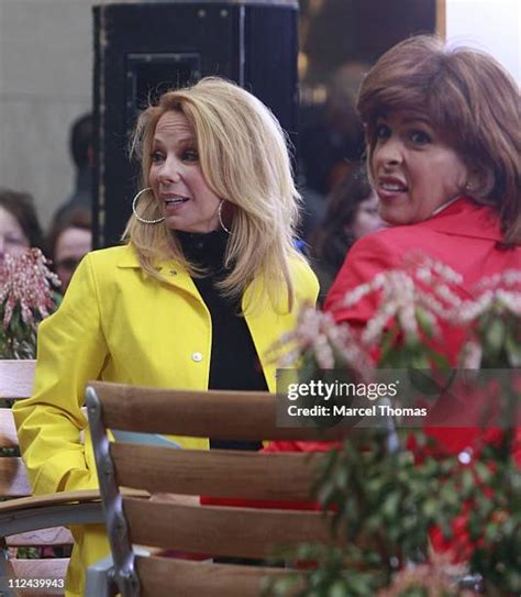 9546 Kathie Lee Ford Hoda Kotb Photos And High Res Pictures Getty