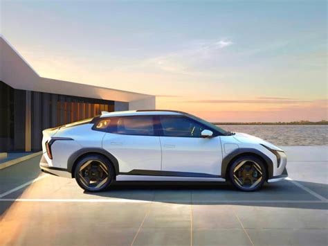 전기차 시장 대격변 테슬라도 무너졌다”현대차·기아는 ‘웃음꽃