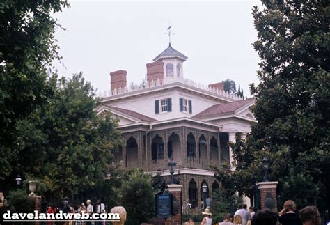 Daveland Disneyland Haunted Mansion Photos