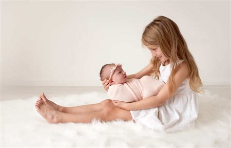 Newborn Posing How To Make Cute Photos Shootproof Blog