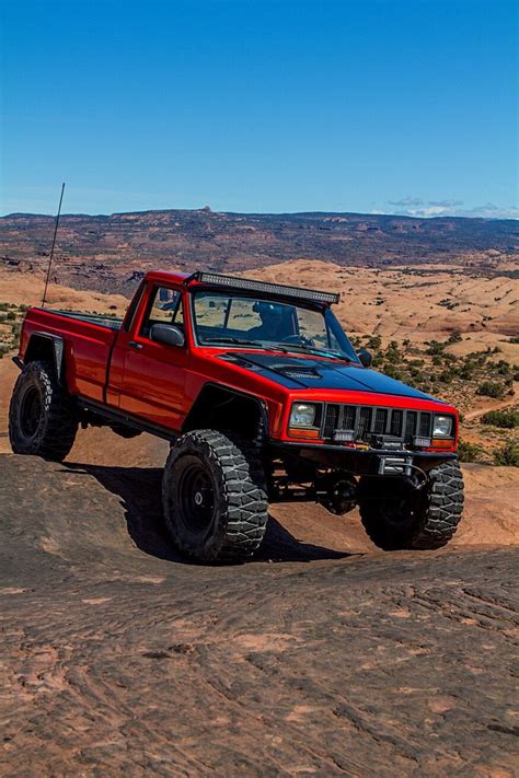 Jeep Comanche Full Of Custom Tricks