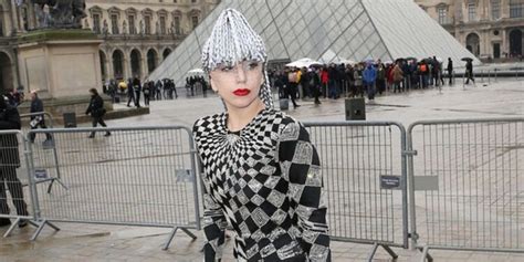 6 Hot Sexy Sajidah Halilintar Bikini Pics