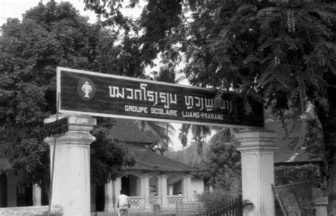 ພາບຈາກອະດີດ ພາບຈາກອະດີດ Added A New Photo