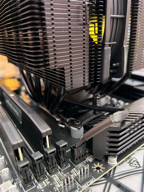 Can My Air Cooler Cpu Cable Touch The Radiator Like This R Pcmasterrace