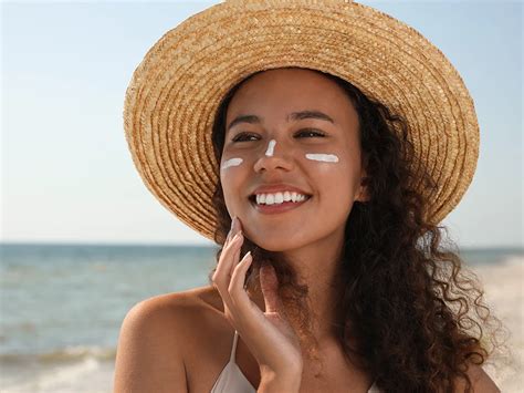 Sunscreen Vs Sunblock Differences Benefits And Which Is Better For You
