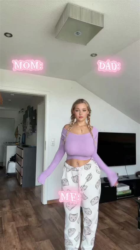 Un Poco Más Sobre Mí Conociendo A Amber Moore Tiktok