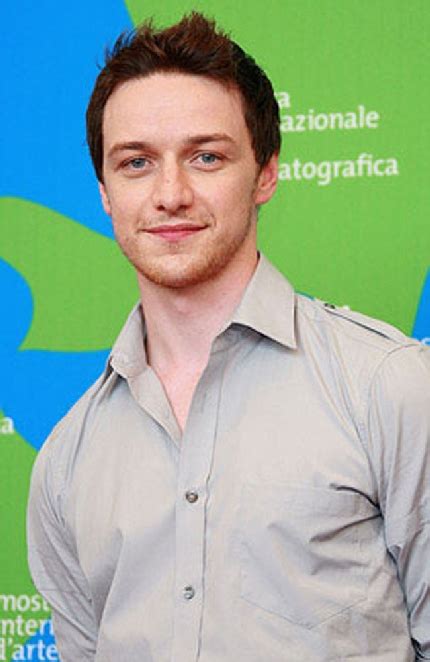 Džejms Mekavoj I Majkl Fazbinder Prepoznajte Nas Ljudi