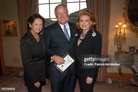 John Mosbacher Photos Et Images De Collection Getty Images