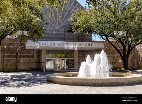 Dallas Texas March 16 2019 View Of The Dallas Museum Of Art Dma