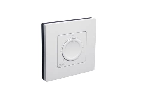 Patalpos Termostatas Danfoss Icon Su Pasukamu Ratuku Virštinkinis 230v 50hz Temp Ribos 5 30c