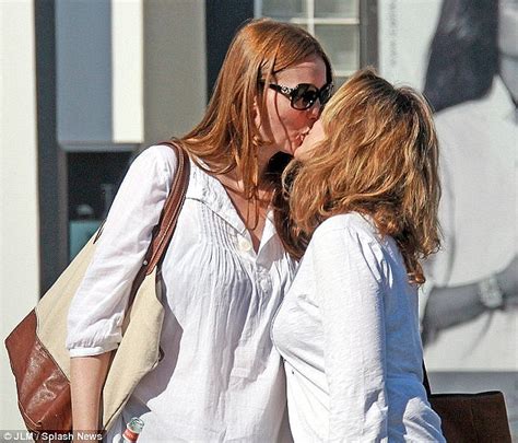 Law And Orders Saffron Burrows Married Writer Girlfriend Alison Balian