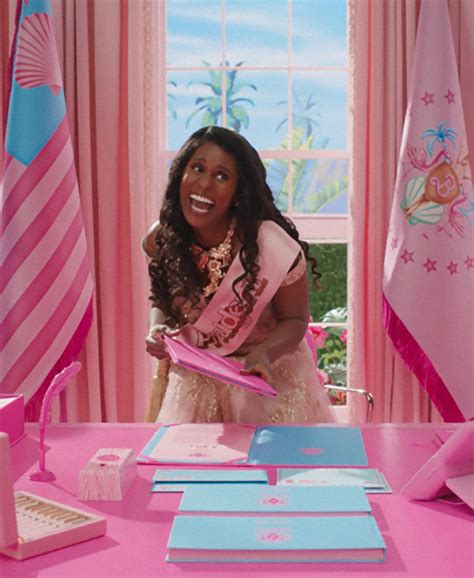 Woman Catches An Important Detail In Barbie Goes Viral With Million Views Bored Panda