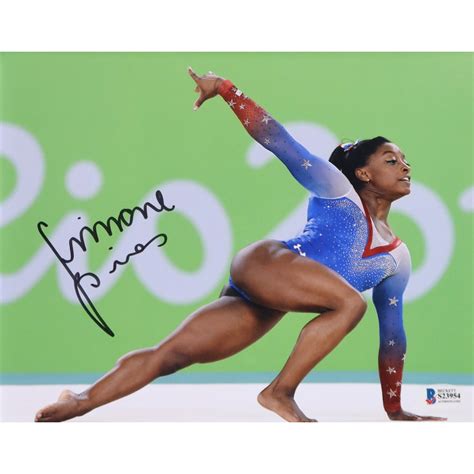 Simone Biles Signed 8x10 Photo Beckett Pristine Auction