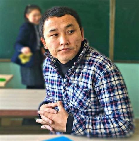 Энх Амгалан Лувсанцэрэн Xөвсгөл аймгийн багш нар боловсролын салбарын ажилтнууд та бүхнийг