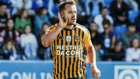 Lourosa Leva A Melhor No Dérbi Feirense Da Ii Liga Veja Os Golos O Jogo