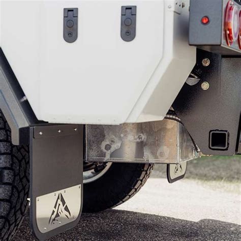 Hudson Bay 8 Hard Side Chassis Mount Overland Explorer Vehicles