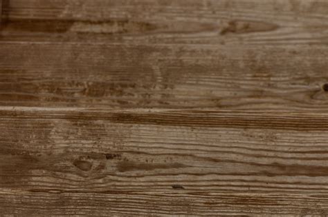 자연스러운 질감과 톤을 강조하는 고요한 나무 표면으로 따뜻함과 매력으로 가득한 아늑한 실내 환경에 적합합니다 0명에 대한 스톡 사진 및 기타 이미지 Istock