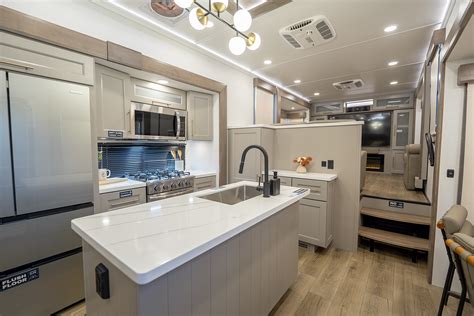 Paradigm 385fl Alliance Rv