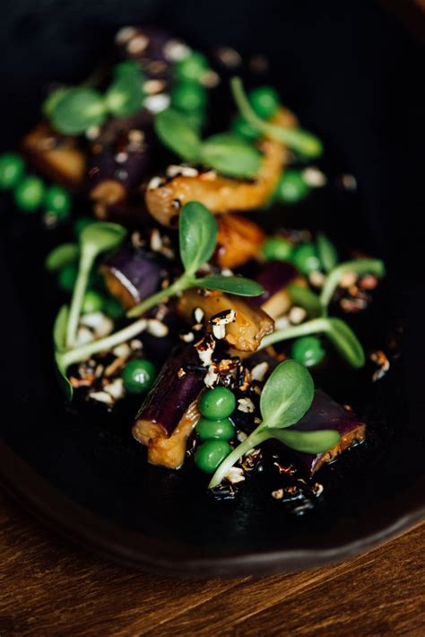Hanzō: Enticing Izakaya in Old Montreal - Tastet