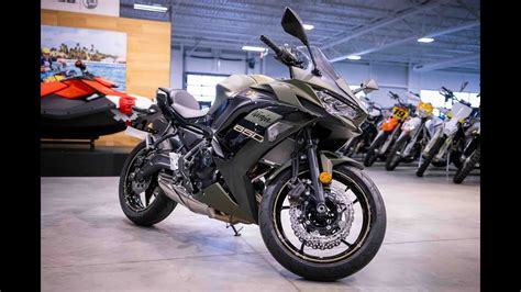 2024 Kawasaki Ninja® 650 Metallic Covert Greenmetallic Spark Black