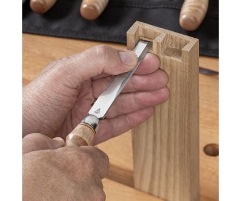 Blue Spruce Dovetail Chisel 5 16 Inch Lie Nielsen Toolworks