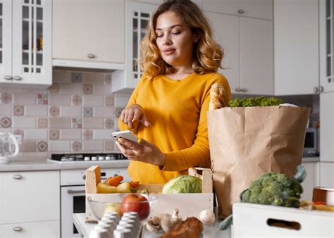 Imágenes De Compras Comida Descarga Gratuita En Freepik