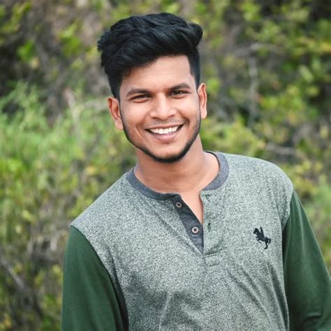 Aravinth V M ️ ️ Aravinth Vm • Threads Say More