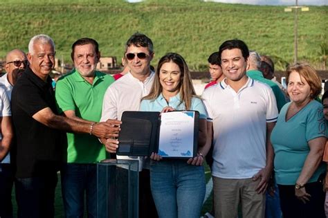 São José Da Laje Prefeita Ângela Vanessa Inaugura Maior Complexo