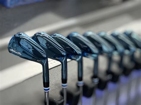 Mizuno Golf Logo