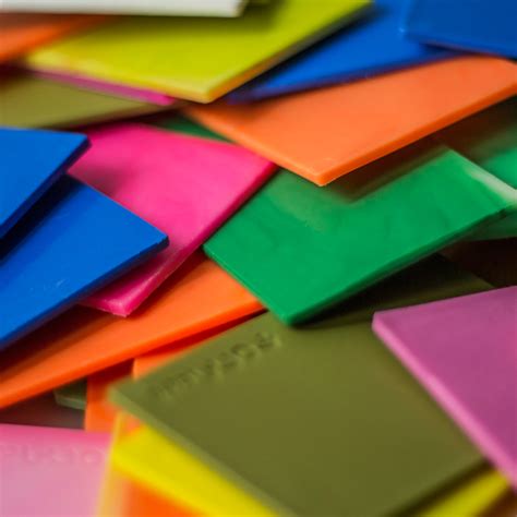 Bioplastic Projects Made From Algae Corn Starch And Other Natural Products