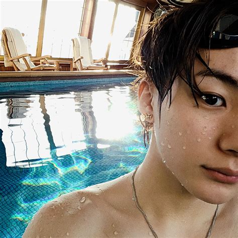 Discover 96 Anton Lee And Anton Ideas Headphone Decoration Cute Headphones Aesthetic