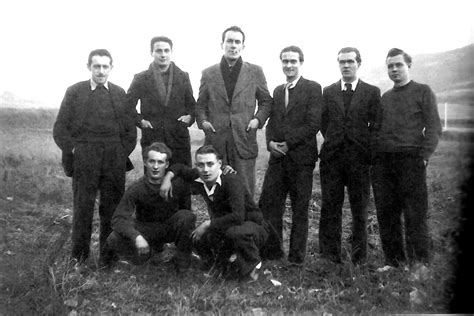 He Asistido A Unos Cien Metros De Distancia A La Ejecuci N De B Ren Char Poes A Desde El