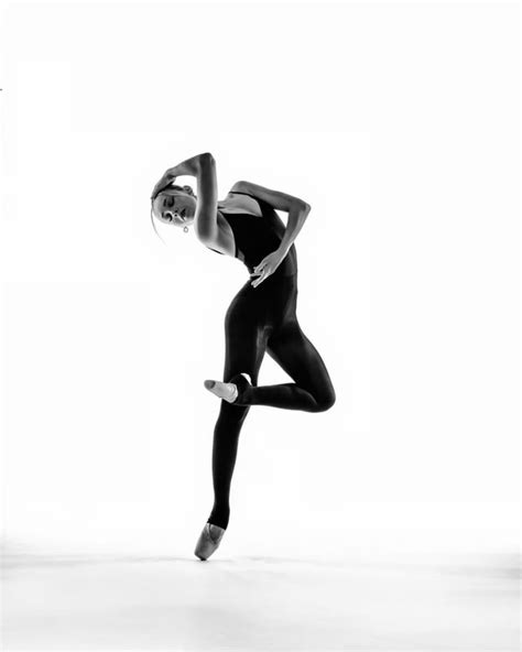 Serena Mccall R Perfectonpointe