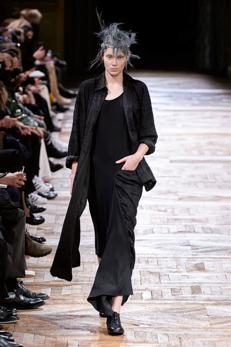 Yohji Yamamoto Spring 2022 Ready To Wear Collection Artofit