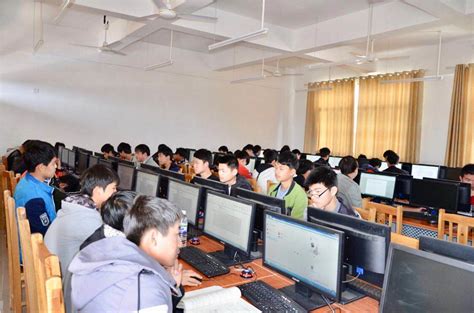 赣州三江技工学校