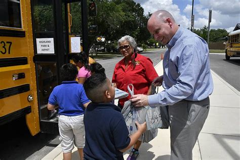 Book Buddies Highlight Nathan Graf Love The Bus Month 2024 Saisd