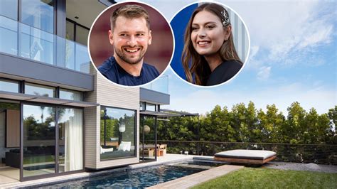 Luka Dončić Scores Maria Sharapovas 25 Million Manhattan Beach Home